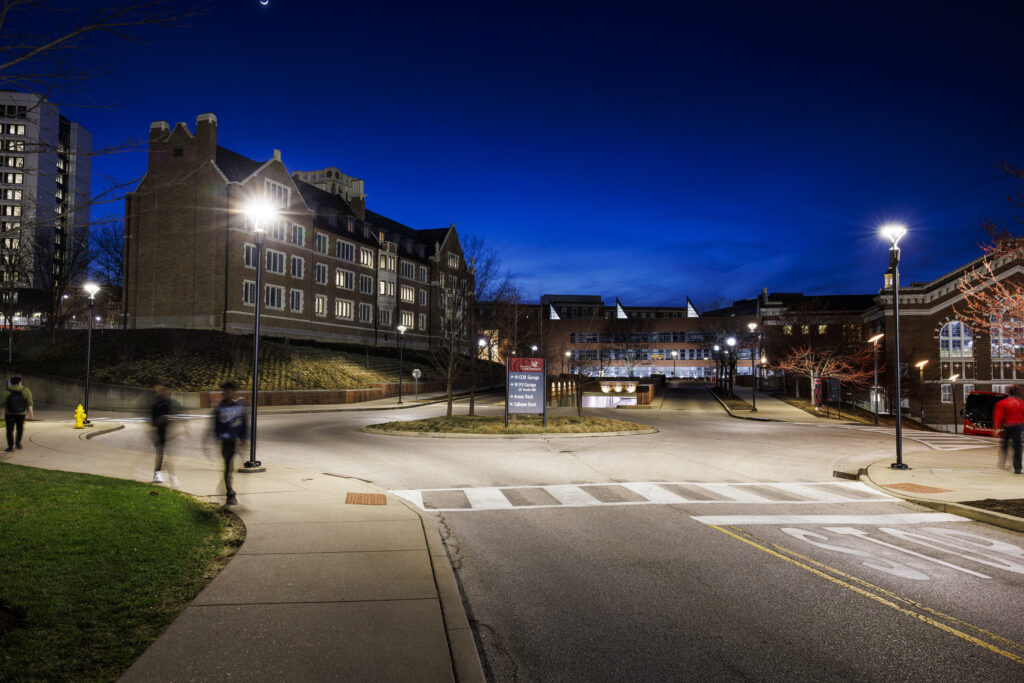 Mirada Post Top Pedestrian Scale - LSI Lighting